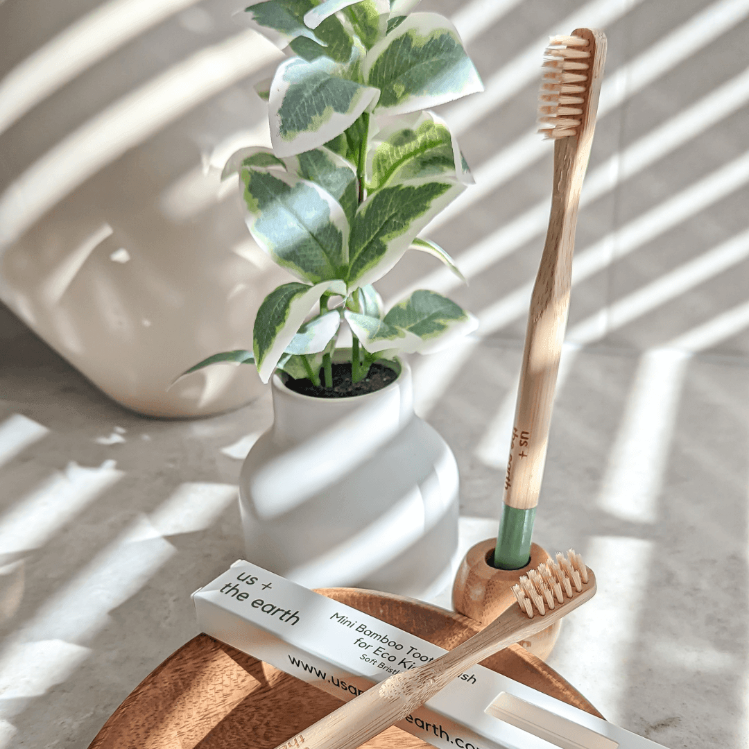 Set of 2 Bamboo Toothbrushes - Sustainable and Eco-Friendly